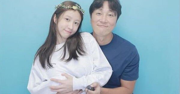 10살 차 하니♥양재웅 허리 꽉 달달 커플샷 공개 999일 기념